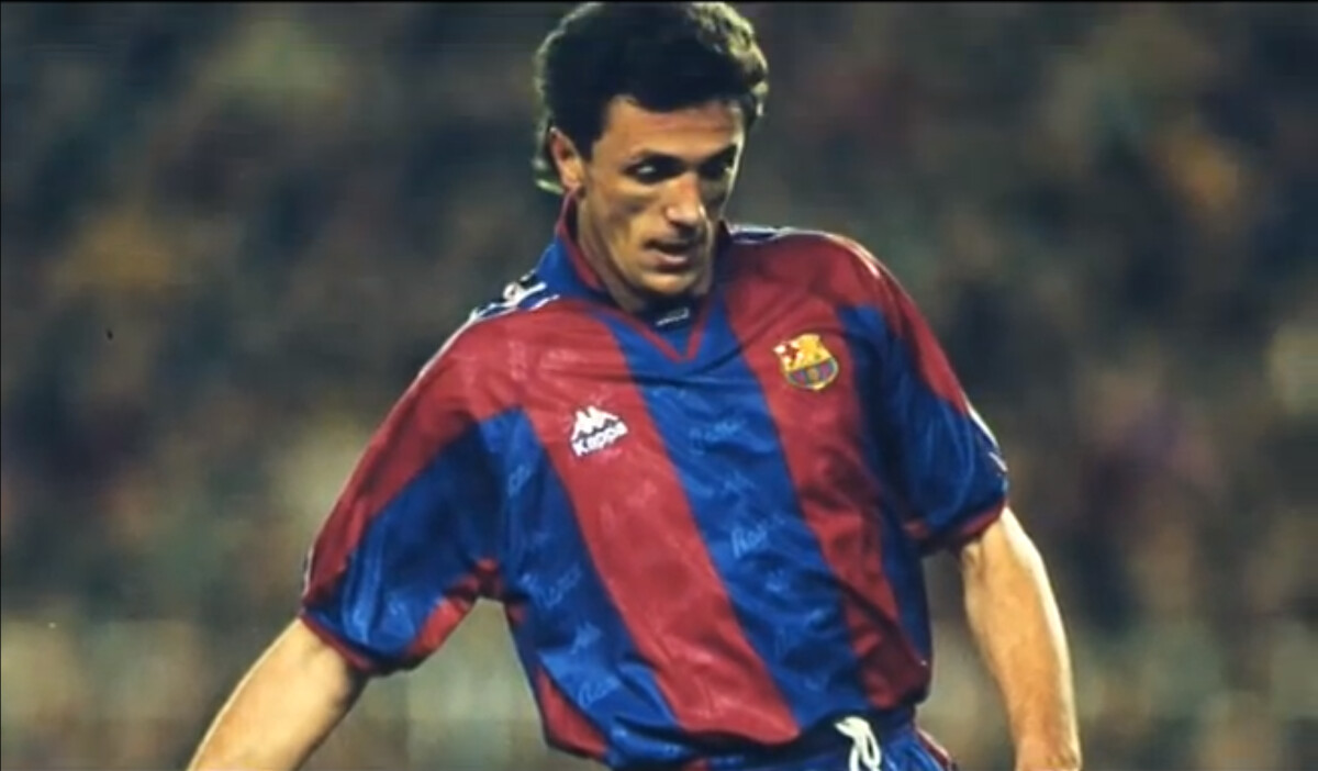Photo : Gheorghe Popescu sous les couleurs du FC Barcelone - Purepeople