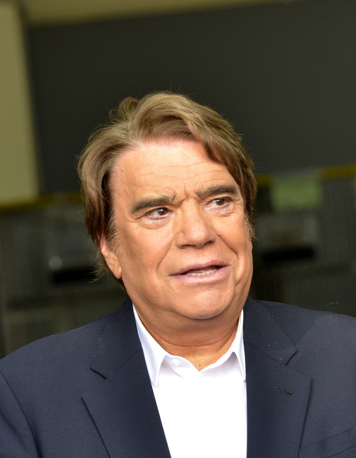 Photo : Bernard Tapie à la sortie des studios d' iTélé à Paris, le 10 ...