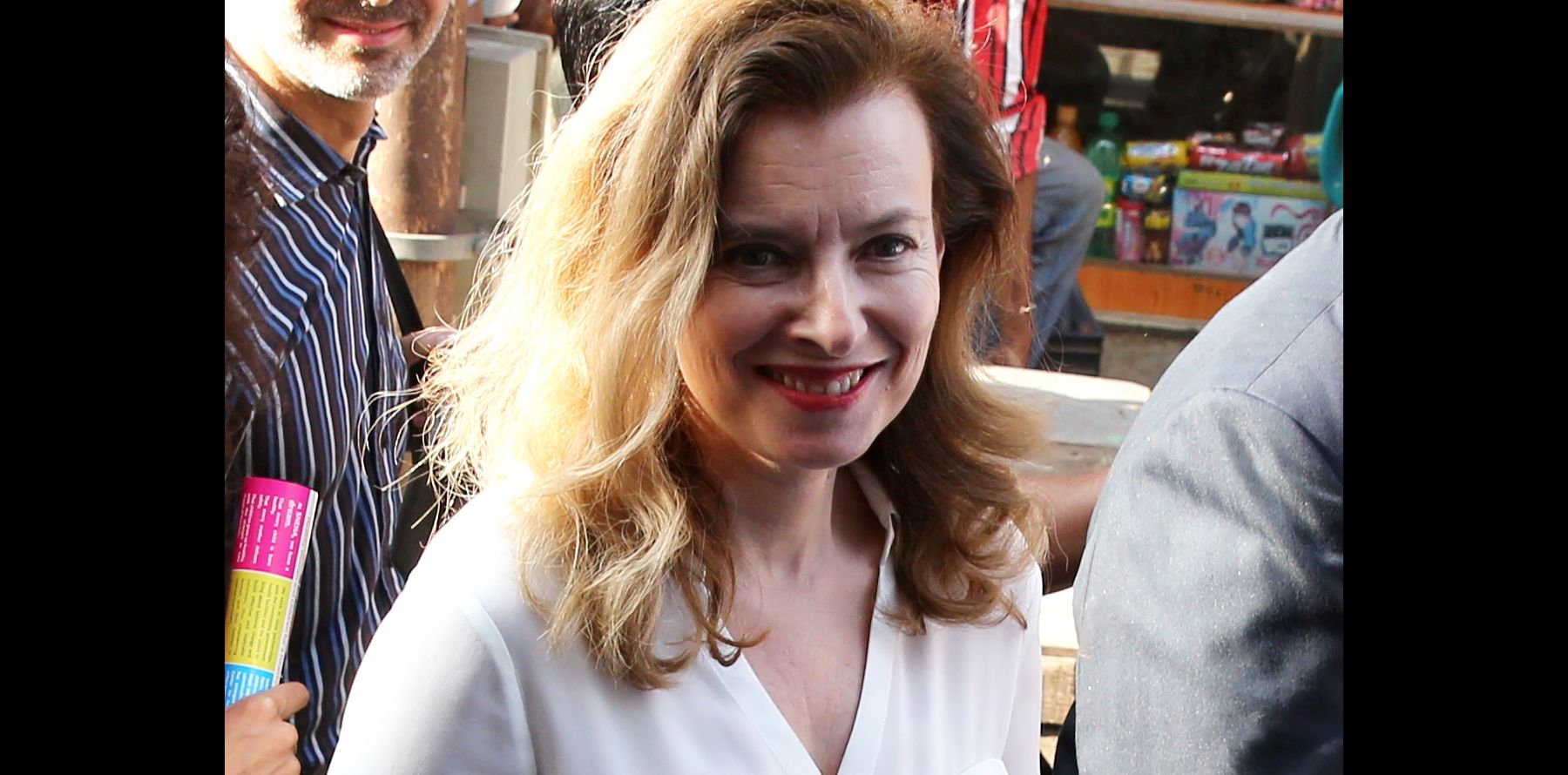 Valérie Trierweiler : Sa nouvelle vie en mouvement, elle cumule les ...