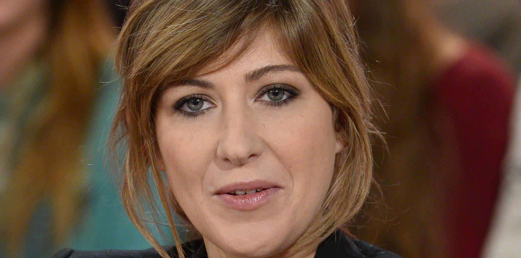 Carla Bruni, Karine Silla, Amanda Sthers... Femmes unies, toutes au ...