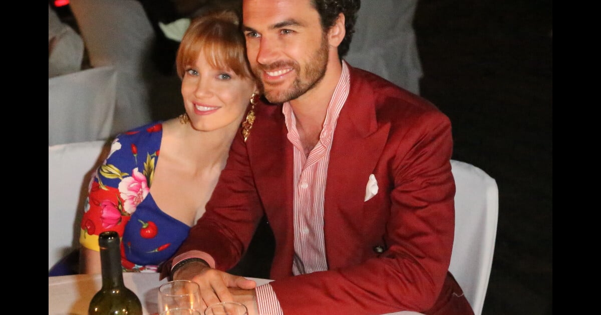 Jessica Chastain : Florale avec son amoureux face à la sexy Emily ...