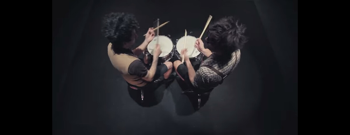 Vidéo : Fills Monkey, Snare What, 2012 - Purepeople