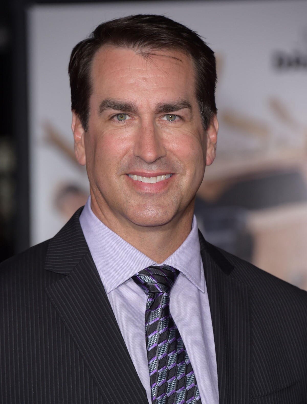 Photo : Rob Riggle lors de l'avant-première du film Dumb & Dumber De à ...