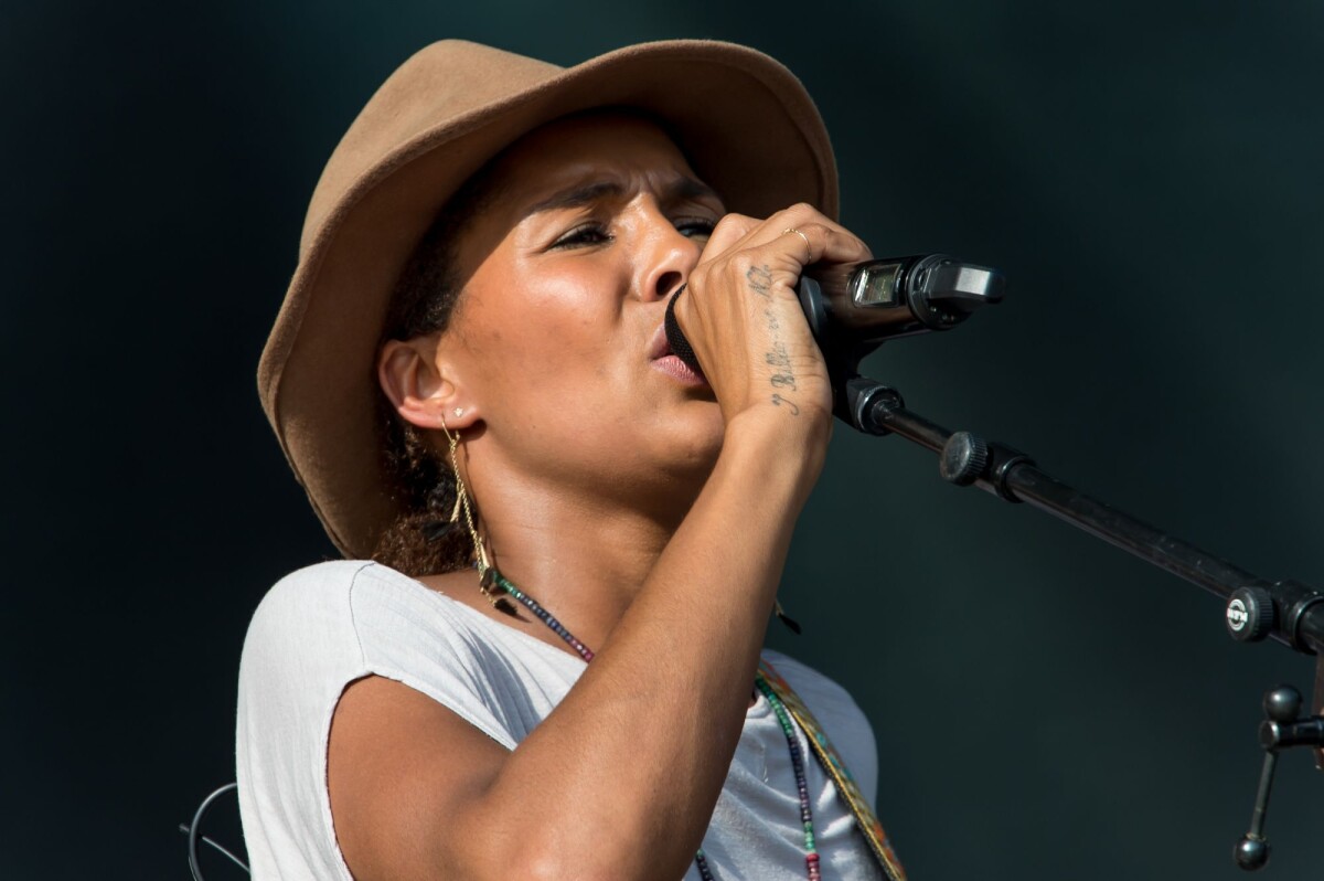 Photo : Ayo - Concert à la Fête de l'Humanité à La Courneuve, le 13 ...