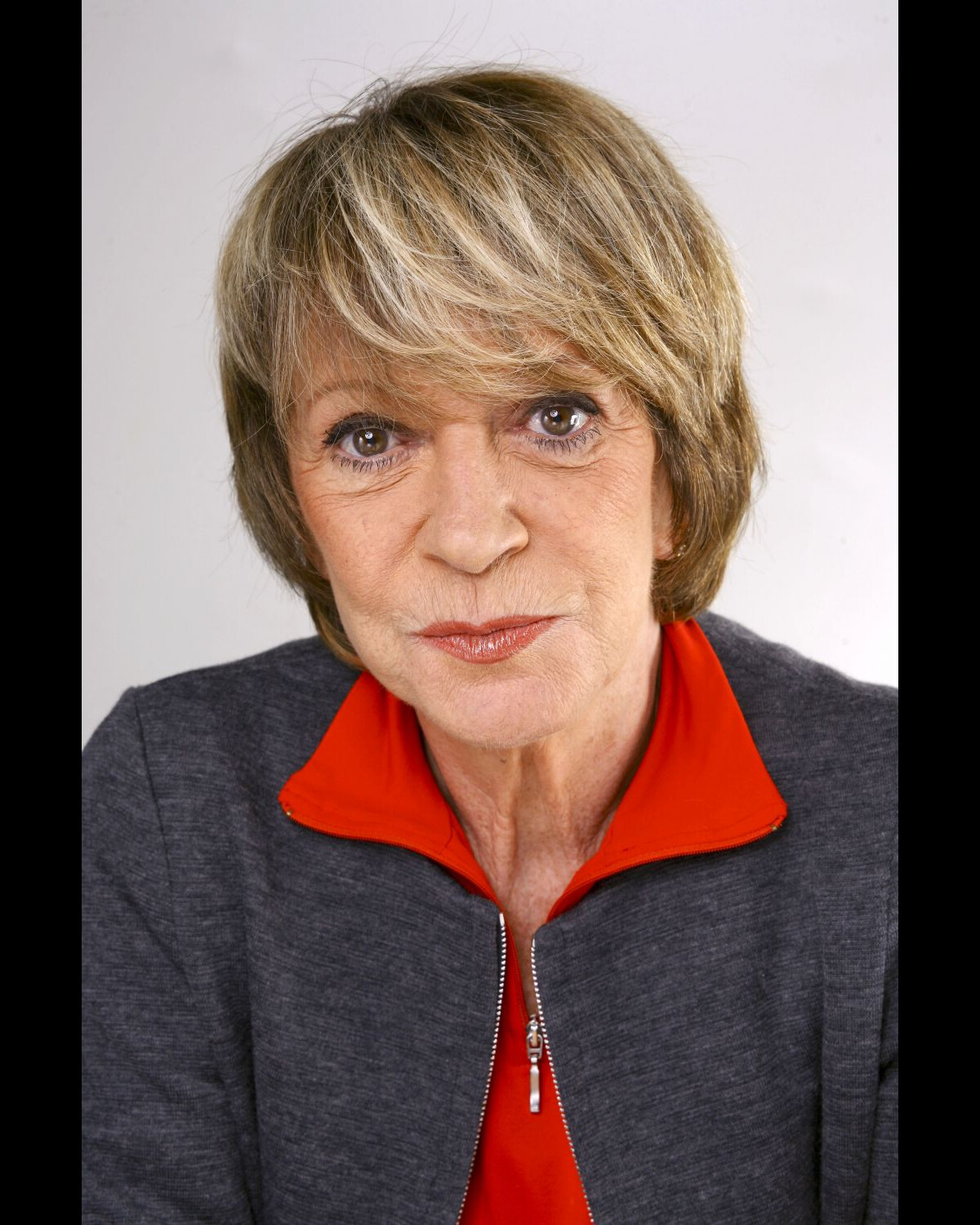 Photo : Alice Dona, portrait réalisé en 2013. - Purepeople
