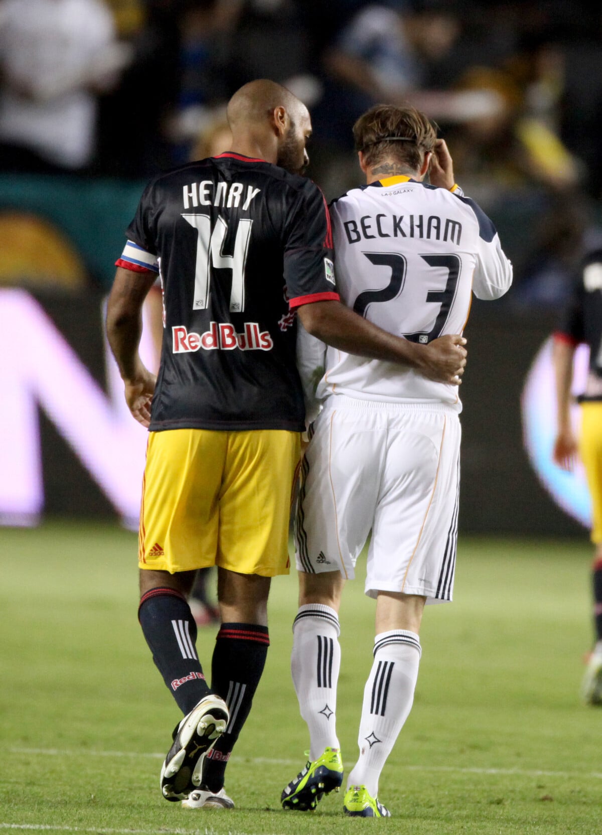Vidéo : Thierry Henry et David Beckham au Home Depot Center de Los ...