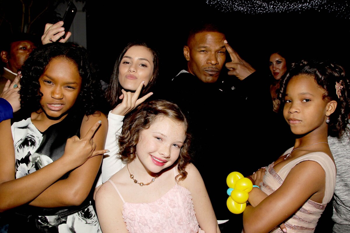 Photo : Eden Duncan-Smith, Amanda Troya, Zoe Margaret Colletti, Jamie ...