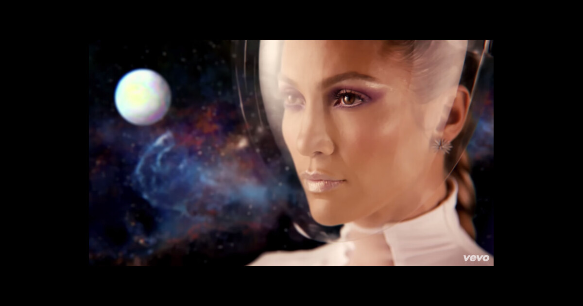 Jennifer Lopez, beauté cosmique dans Feel The Light, part vers d'autres ...