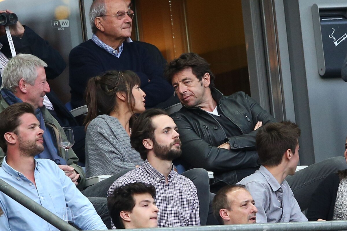 Photo : Patrick Bruel et sa compagne Caroline au Stade de France le 30 ...