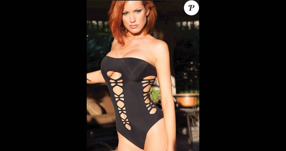 Anne-Krystel (Secret Story 4) vetue du maillot de bain Ose de la marque Anne-Krystel - Purepeople