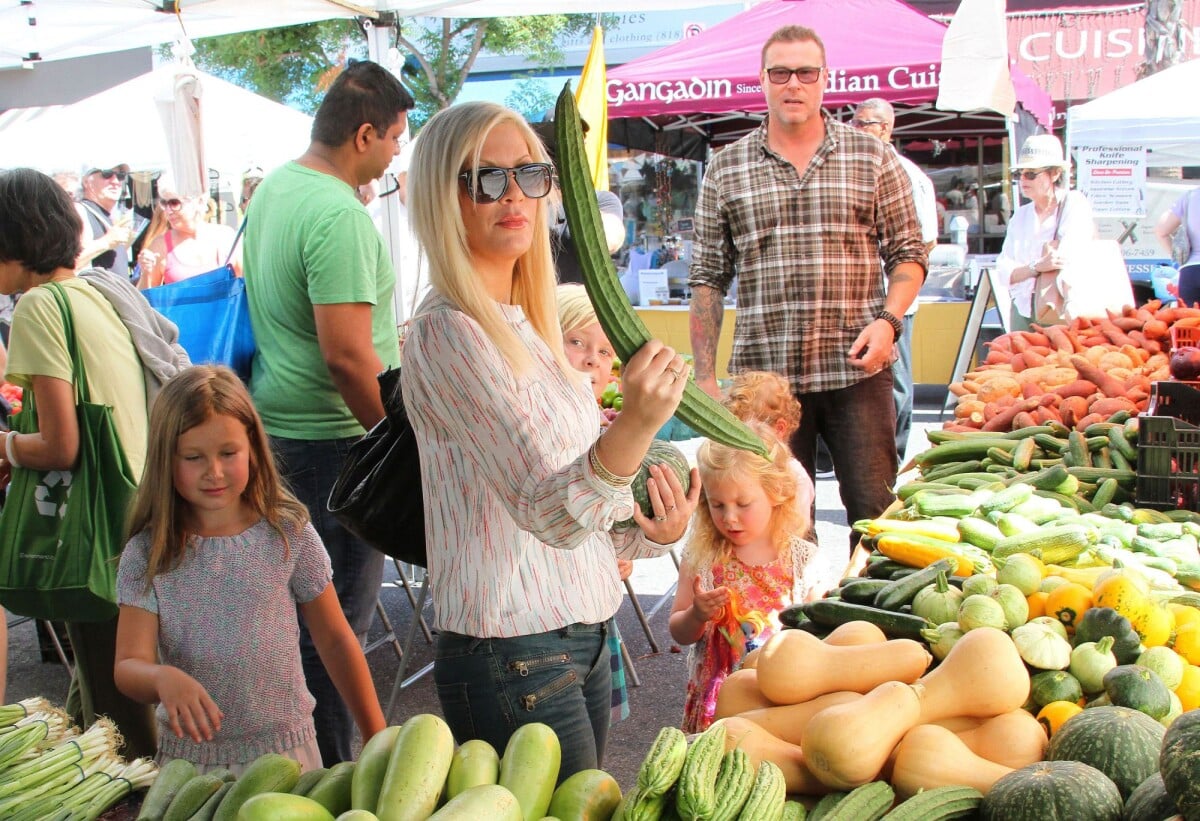 Photo : Tori Spelling, son mari Dean McDermott et leurs enfants Liam ...