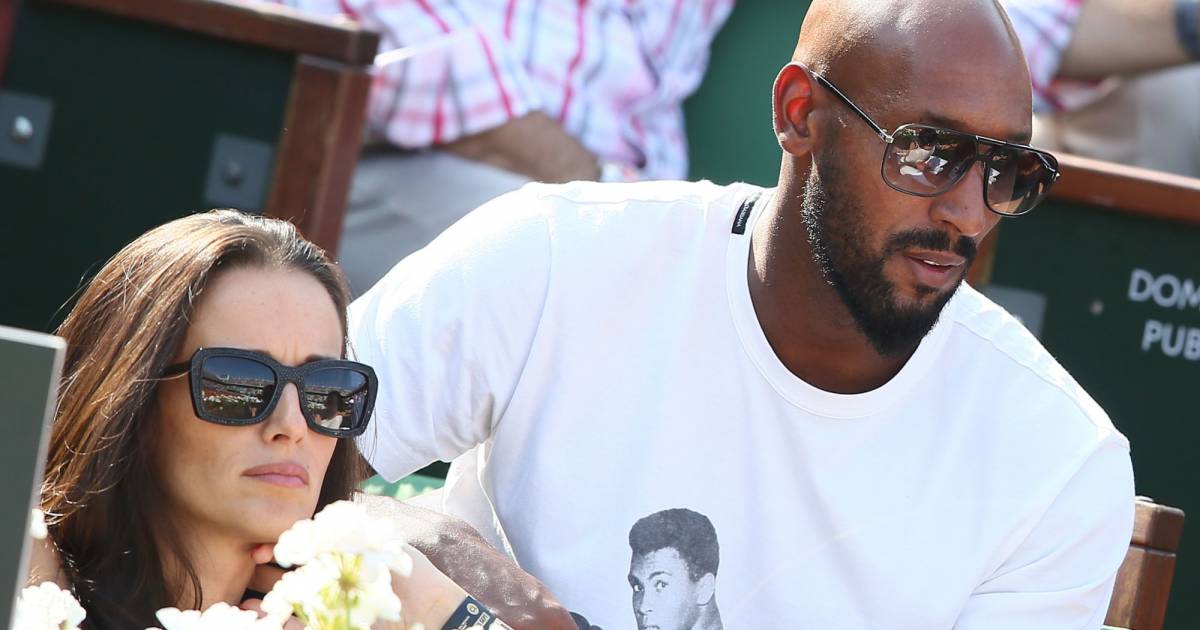 Nicolas Anelka et sa femme Barbara à Roland-Garros à Paris, le 13 ...