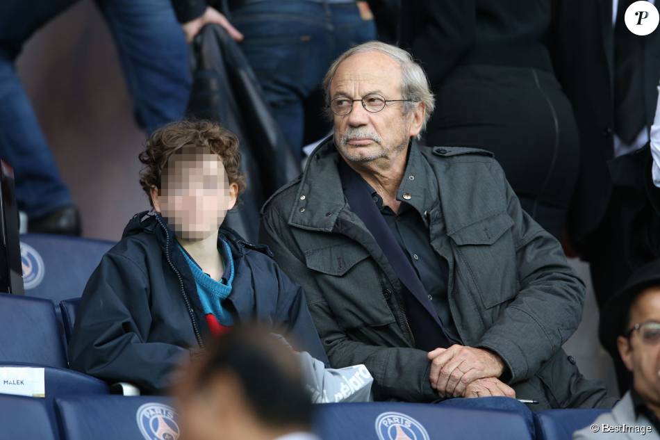 Patrick Chesnais et son fils lors de la rencontre entre le Paris Saint ...