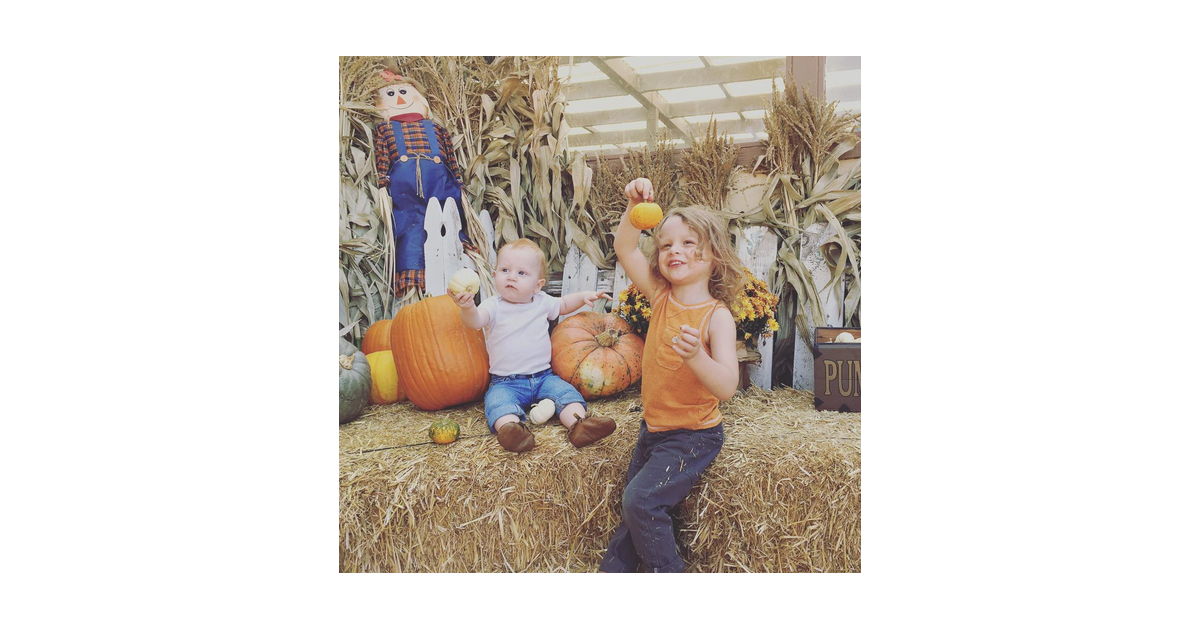 Kyle Gallner a publié une photo de ses deux enfants sur sa page ...
