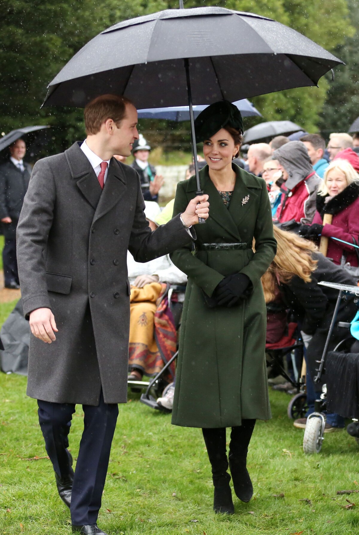 Photo : Kate Middleton et le prince William à la messe de Noël en l ...