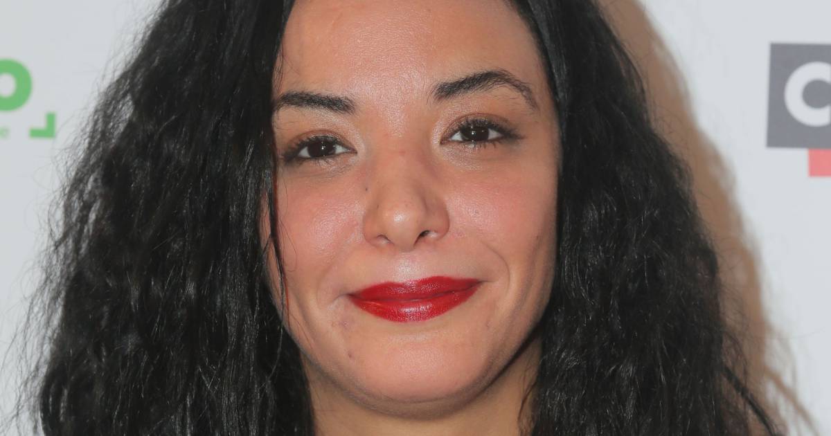 Loubna Abidar - Photocall de la 21e cérémonie des prix Lumière 2016 à l ...