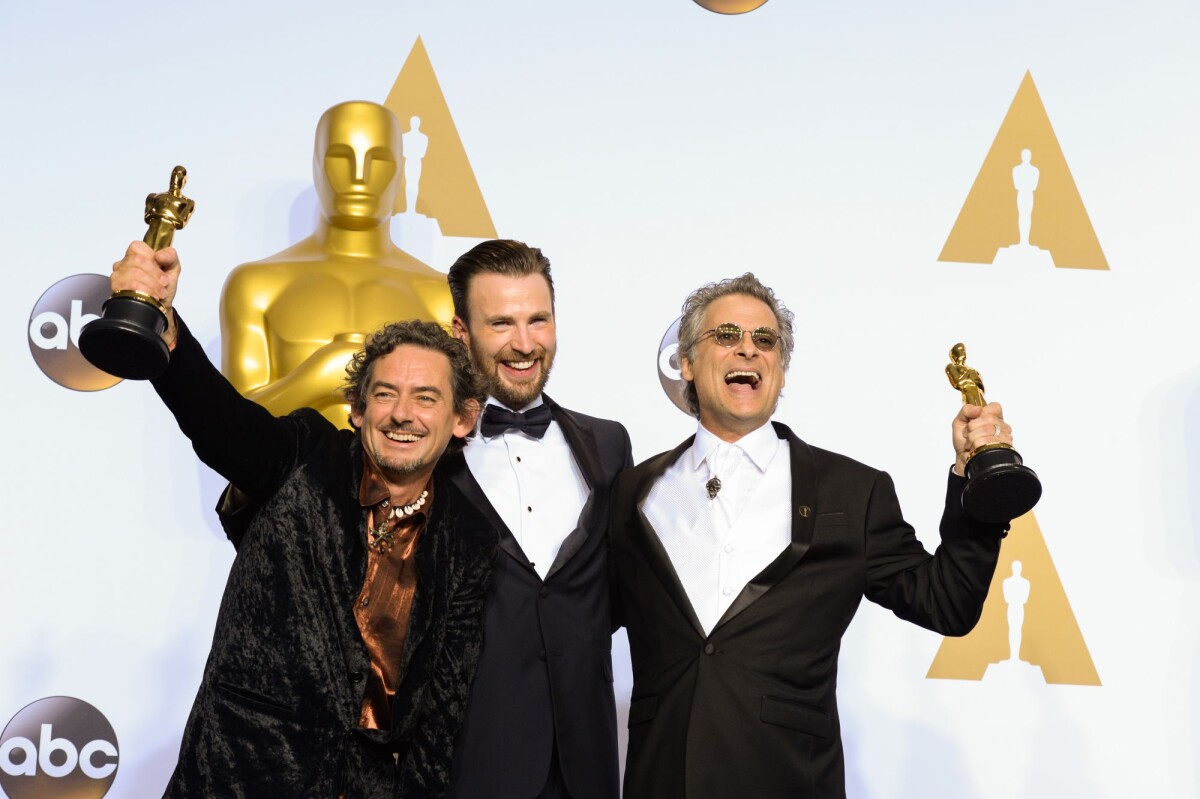 Photo : Chris Evans, Mark Mangini et David White (Oscar du meilleur ...