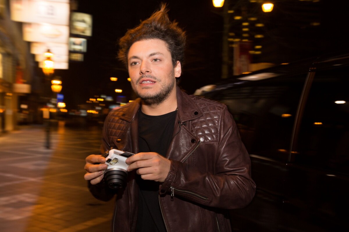 Photo : Exclusif - Kev Adams à la première du film "Amis publics" à l ...