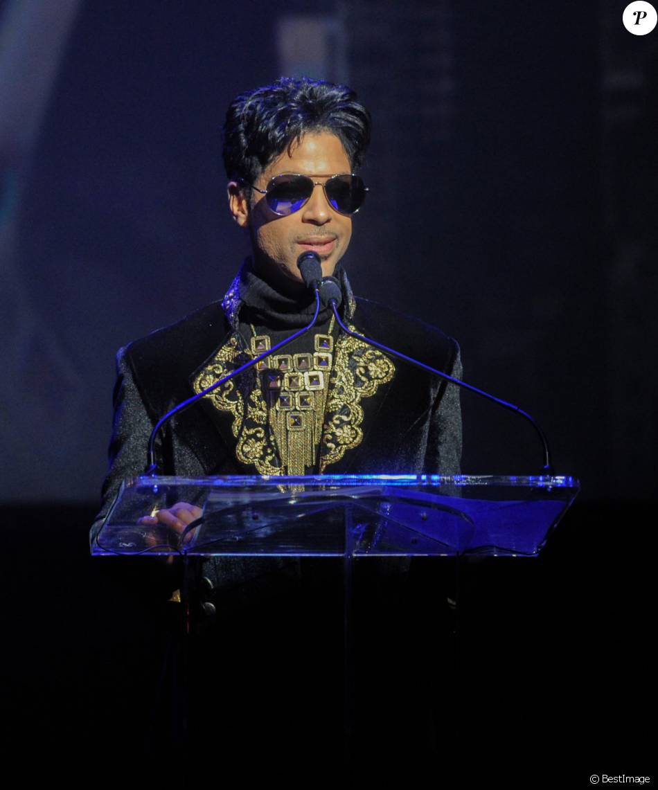 Le chanteur Prince annonce sa nouvelle tournée ''Welcome 2 America ...