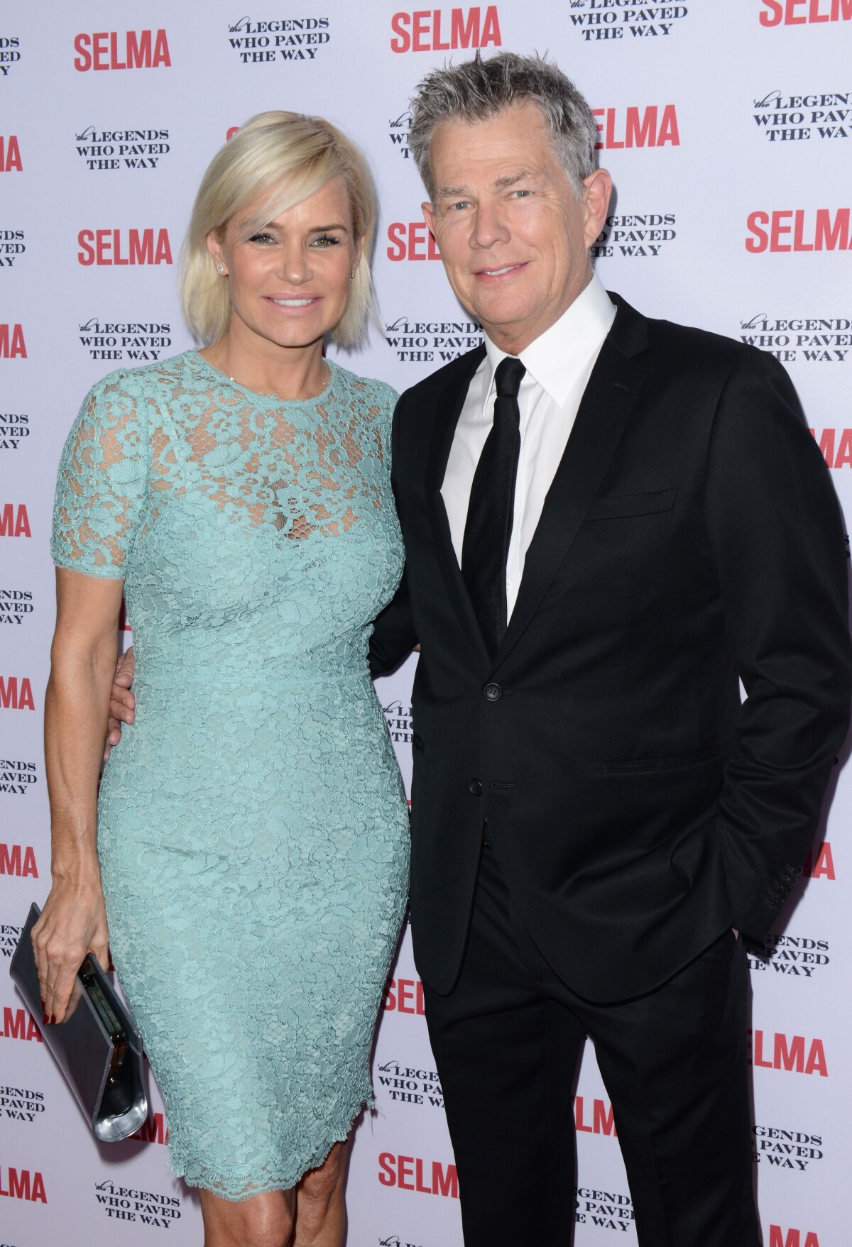 Photo : Yolanda Foster et David Foster lors d'un gala à Goleta ...