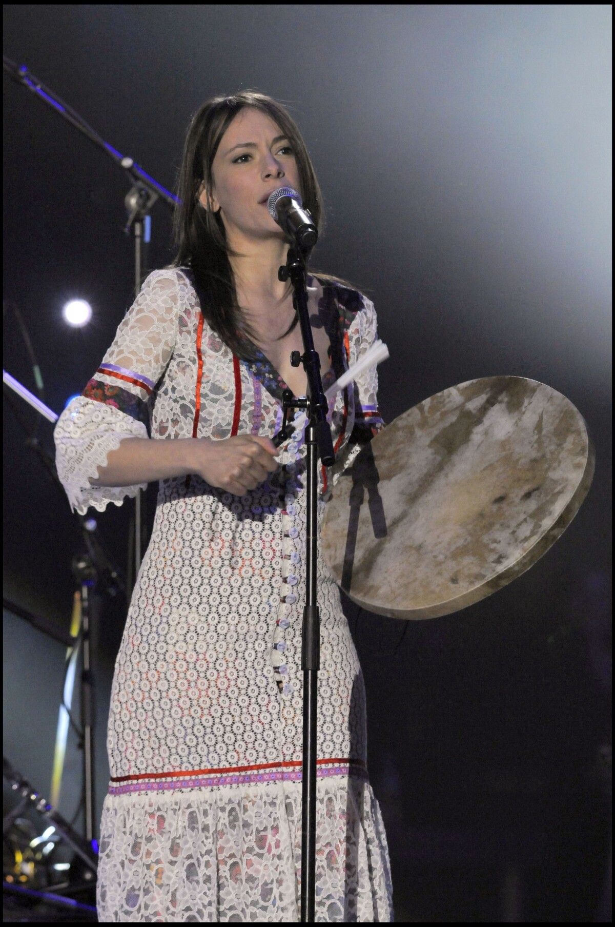 Photo : EMILY LOIZEAU - 25EMES VICTOIRES DE LA MUSIQUE 06/03/2010 ...
