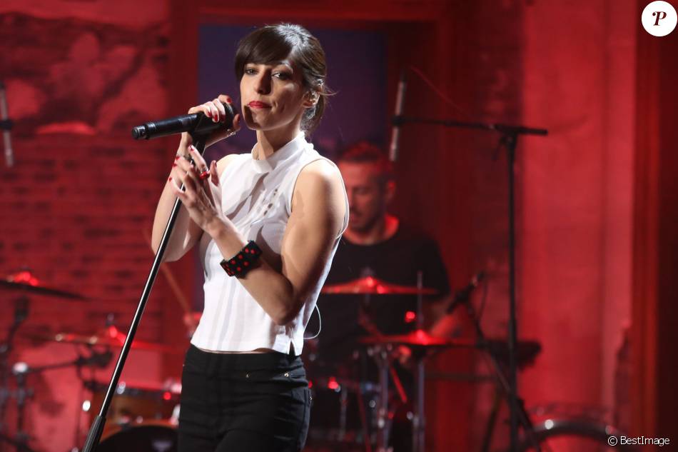 Exclusif - Jennifer Ayache (du groupe Superbus) - Enregistrement de l ...