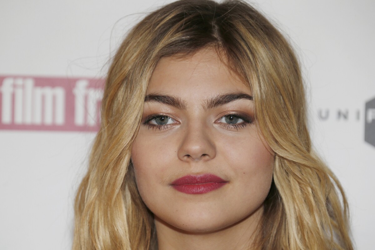 Photo : Louane Emera à la 23ème cérémonie des Trophées du Film Français ...