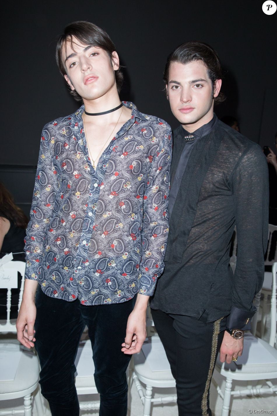 Harry Brant et Peter Brant Jr au défilé de mode Giambattista Valli ...
