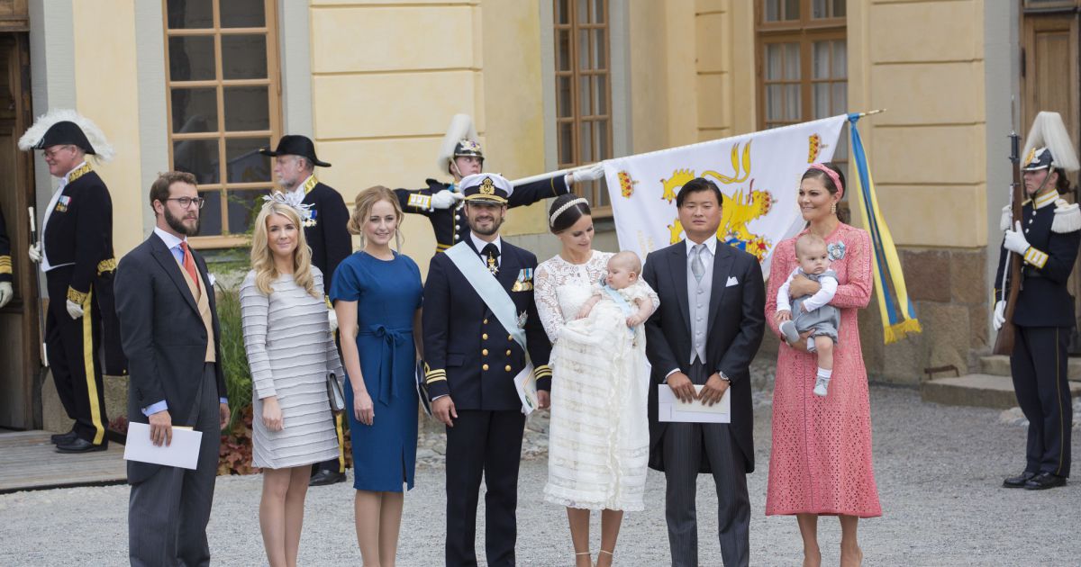 Baptême du prince Alexander de Suède au palais Drottningholm à ...