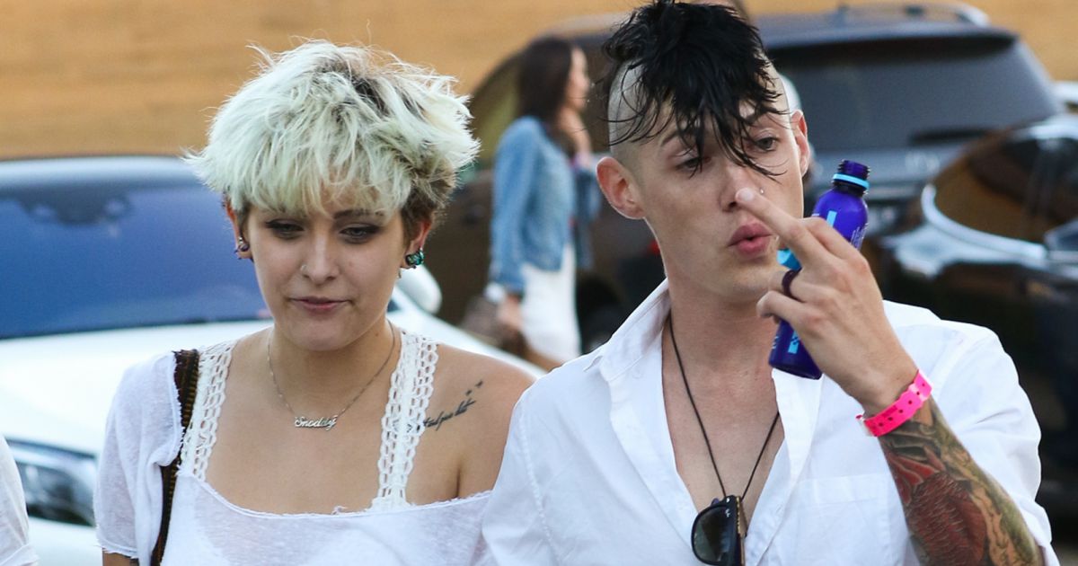 Paris Jackson et son petit-ami Michael Snoddy se rendent au restaurant ...
