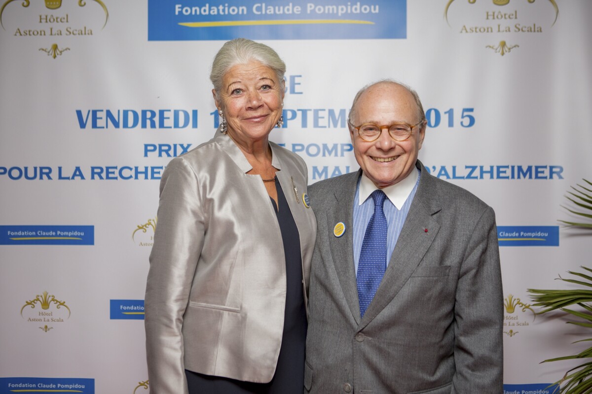 Photo : Exclusif - Alain Pompidou et sa femme Nicole - Remise du prix ...