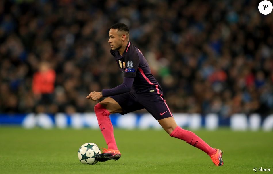 Neymar à l'Etihad Stadium, Manchester, le 1er novembre 2016. - Purepeople