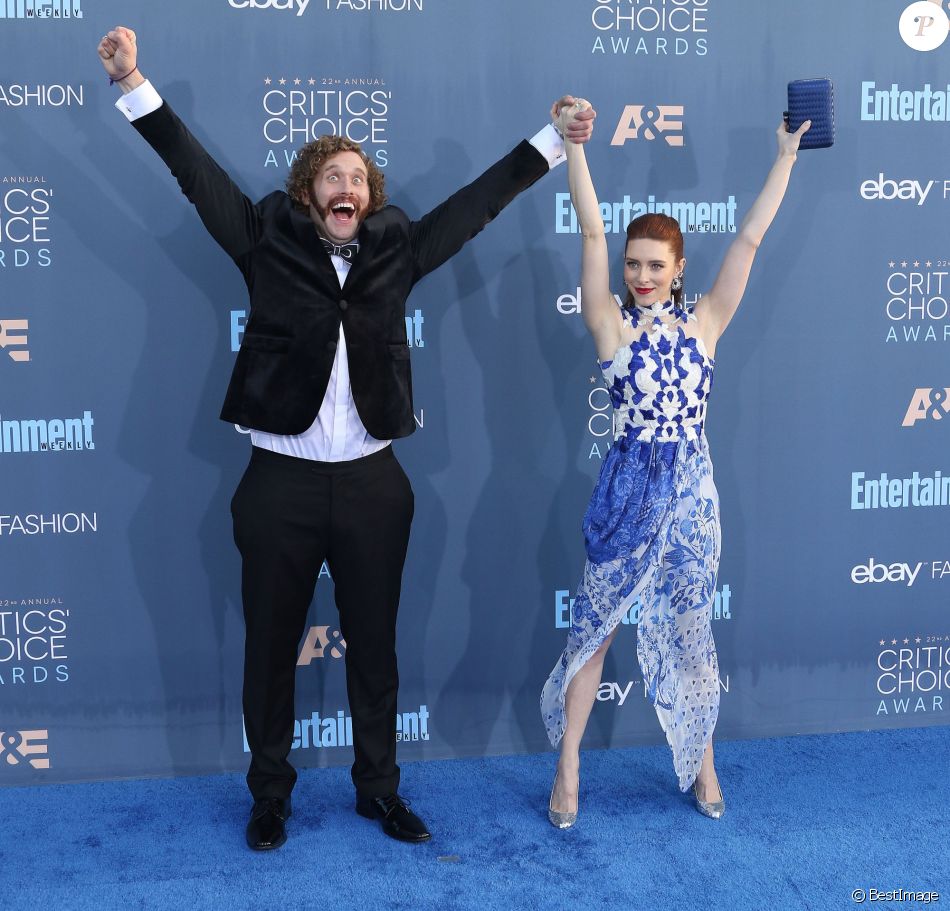 T.J. Miller et sa femme Kate Gorney à la cérémonie des Critics' Choice ...