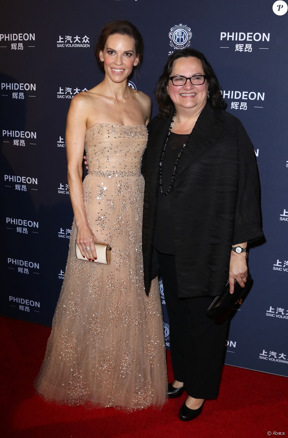 Hilary Swank et Judy Kay lors des 21e Huading Global Film Awards à The ...