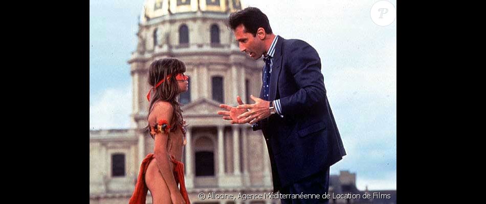 Mimi-Siku et Thierry Lhermitte dans Un Indien dans la ville - Purepeople