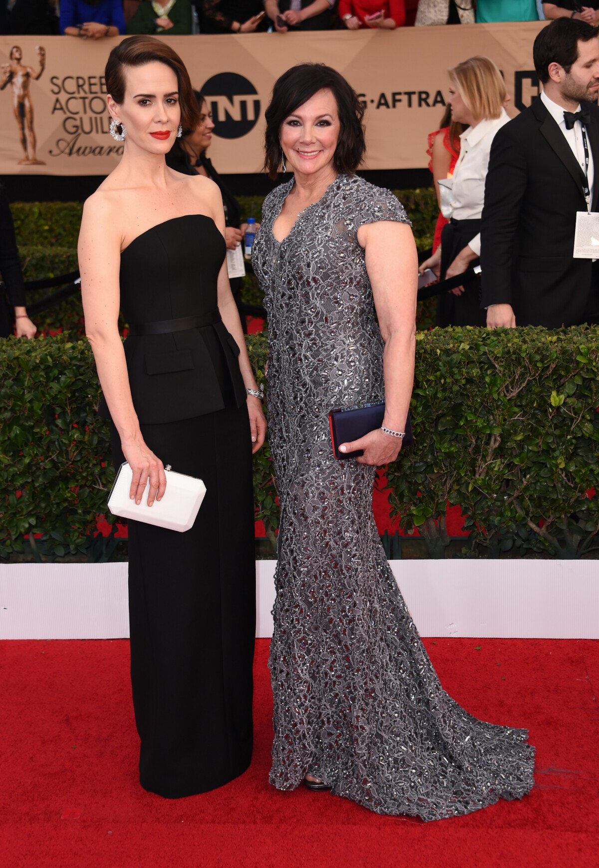 Photo : Sarah Paulson et Marcia Clarke - Tapis rouge de la 23e soirée ...