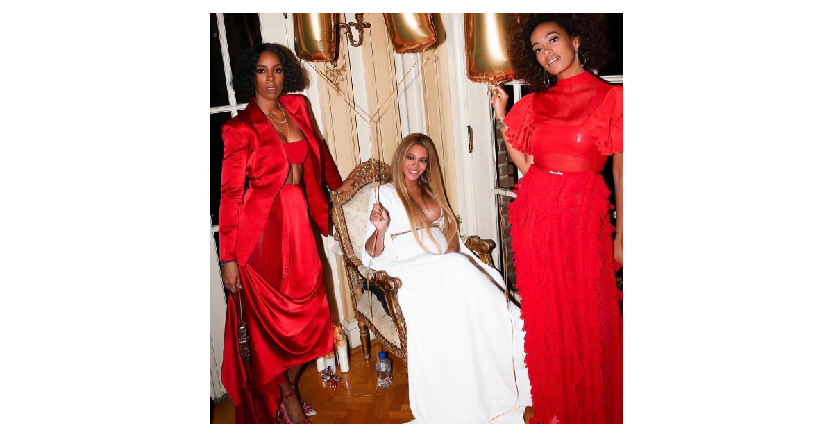 Beyoncé, sa soeur Solonage et Kelly Rowland après la cérémonie des ...