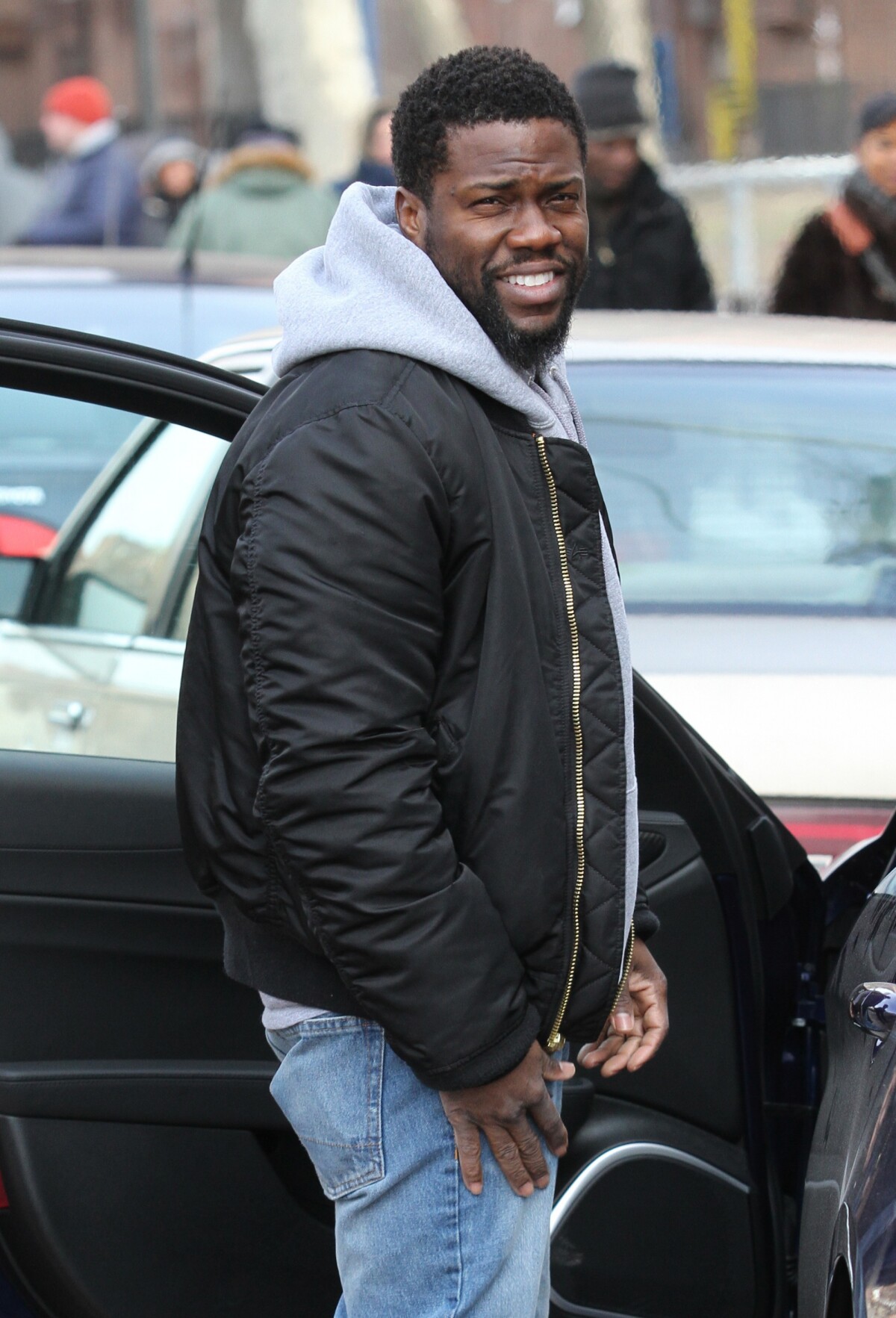Photo : Kevin Hart sur le tournage du film "Untouchable" dans le Bronx ...