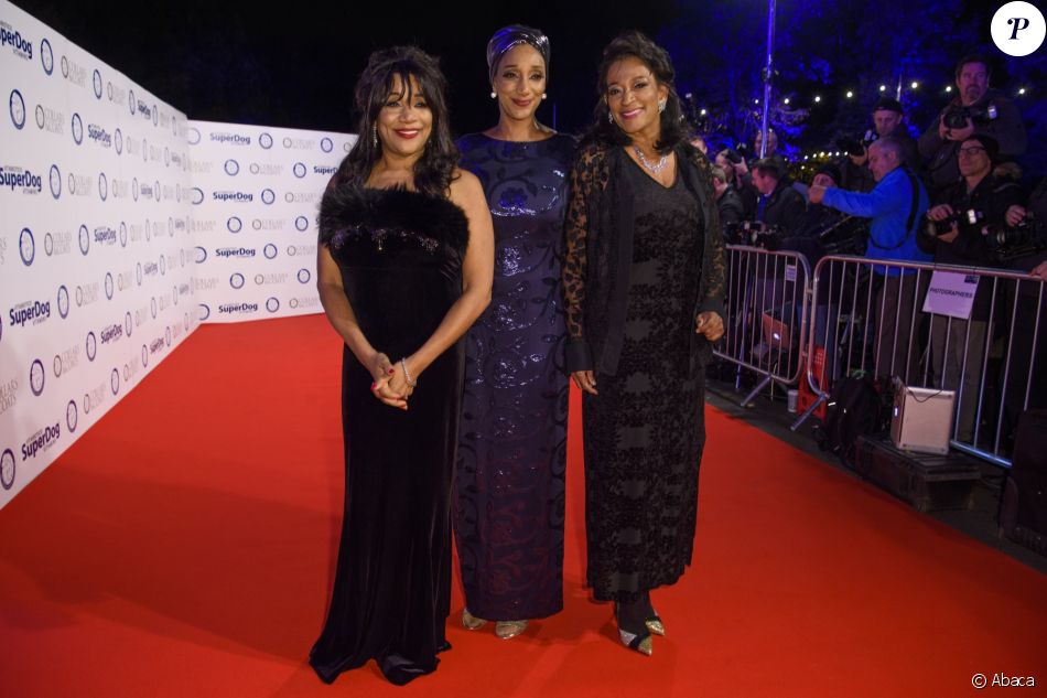 Sister Sledge (Kim Sledge, Debbie Sledge et Joni Sledge) au Collars ...