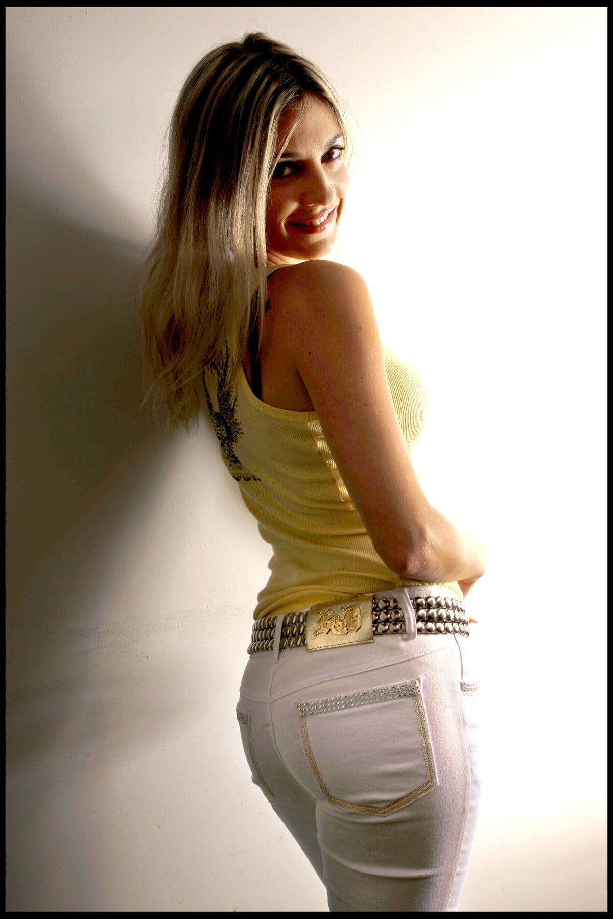Photo : Eve Angeli, portrait 2010. Paris - Purepeople
