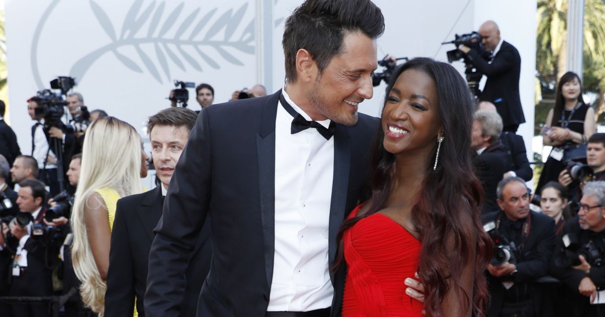 Vincent Cerutti et sa compagne Hapsatou Sy - Montée des marches du film ...