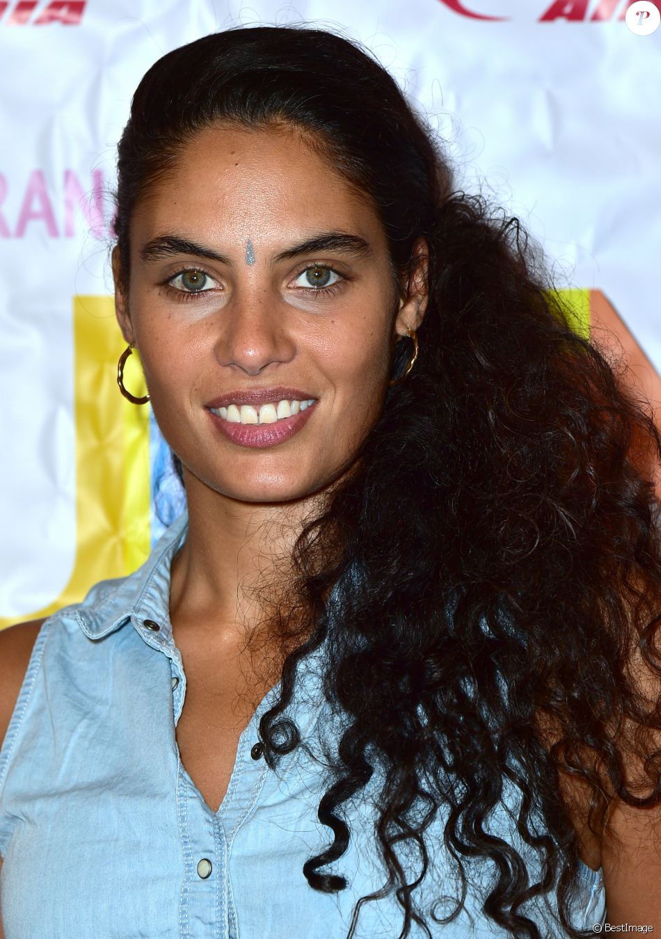 Cynthia Brown - Avant prermière du film 'Queen' au cinéma Gaumont ...