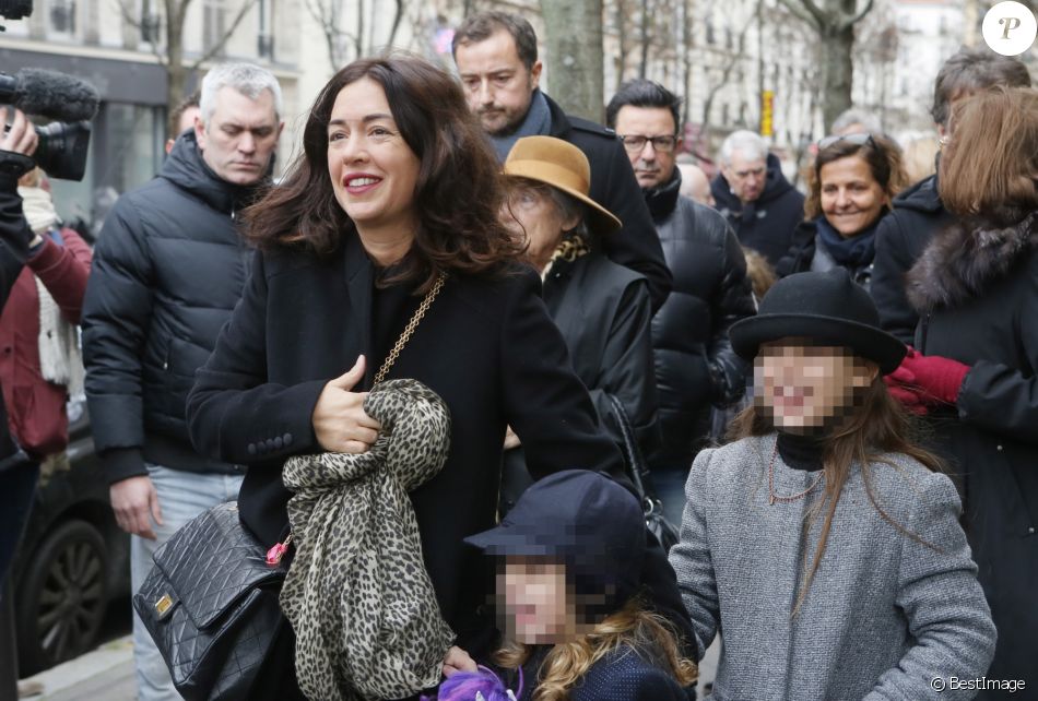 Elsa Wolinski et ses filles Lilah et Bianca - Obsèques de Georges ...