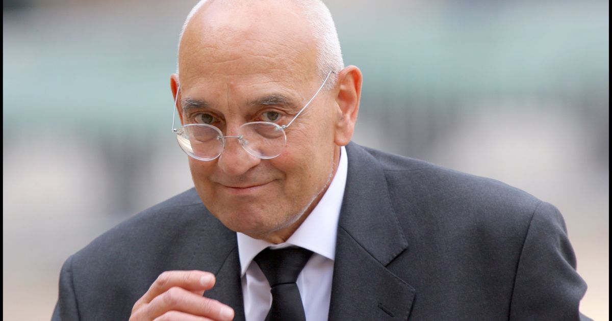 Max Gallo aux obsèques de Pierre Messmer à Paris le 4 septembre 2007 ...