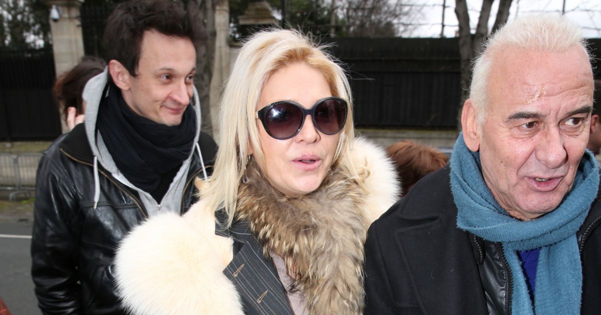 Exclusif - Michel Fugain et sa femme Sanda arrivant à l'enregistrement ...