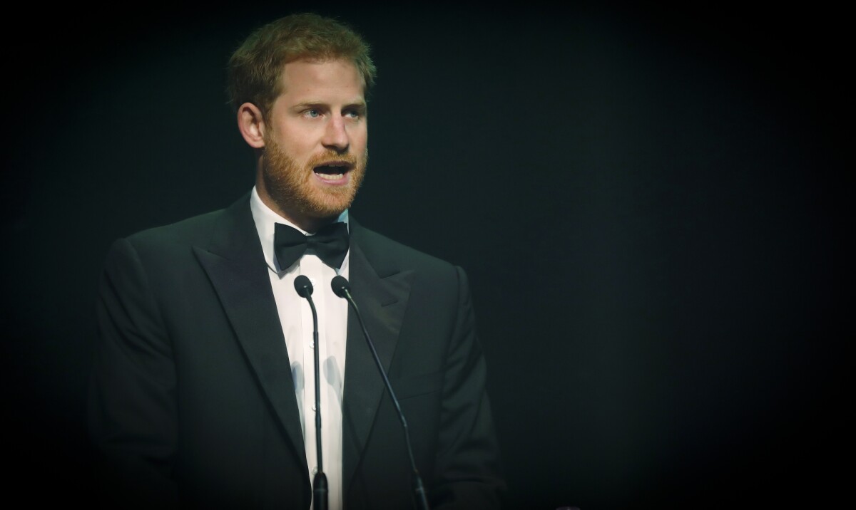 Photo : Le prince Harry a reçu le prix "Attitude Legacy Award" à titre ...