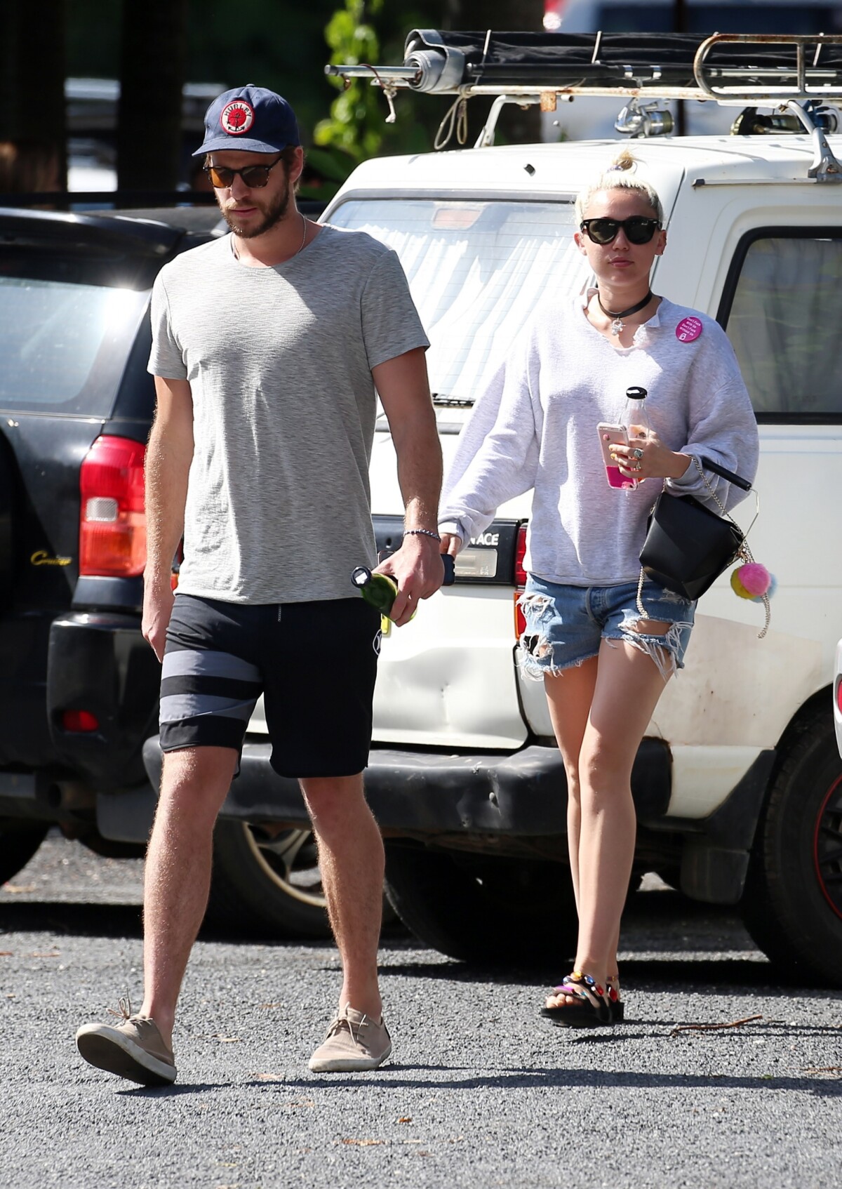 Photo : Liam Hemsworth et sa petite-amie Miley Cyrus vont prendre le ...