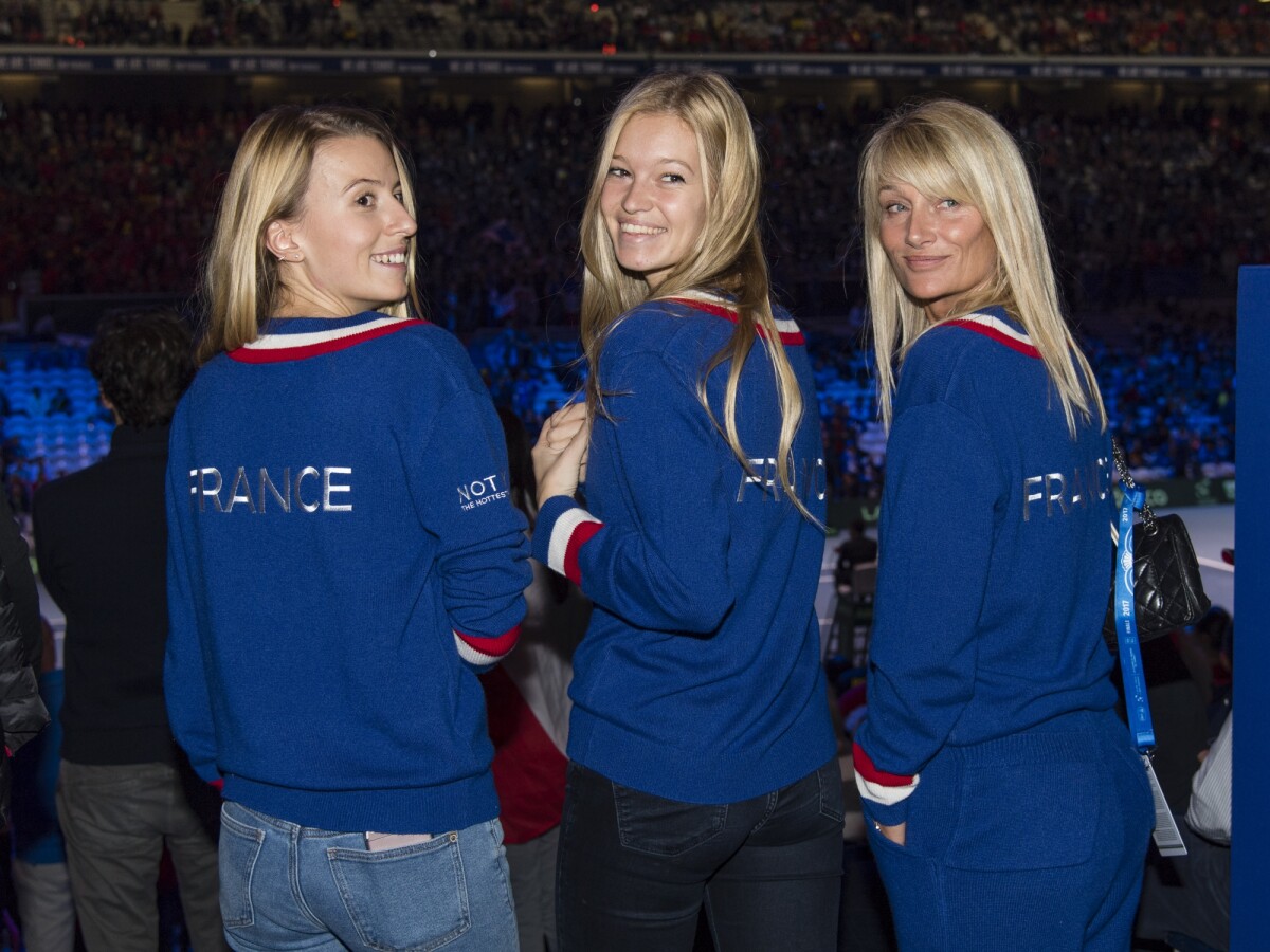 Photo : Exclusif - Clémence Bertrand (femme de Lucas Pouille), Julia ...