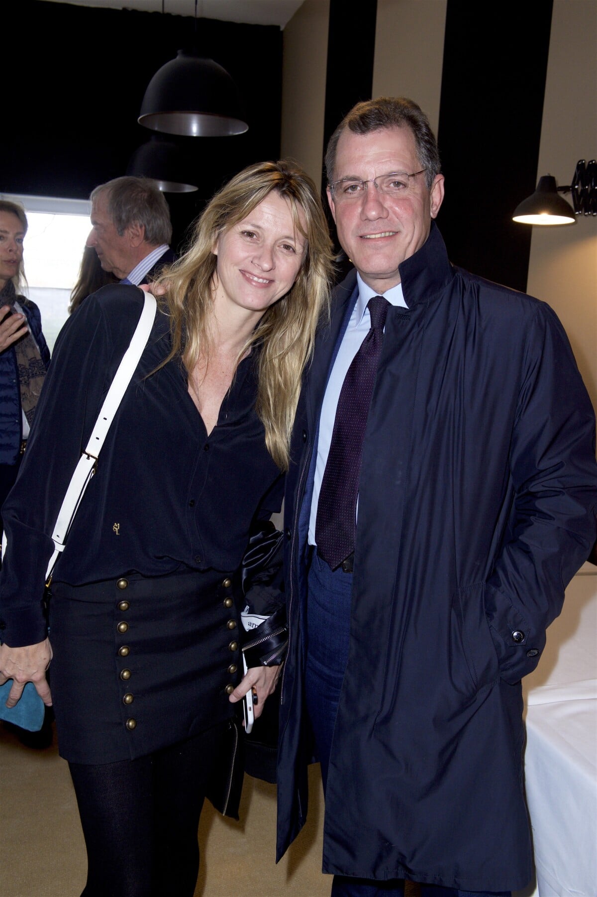 Photo : Exclusif - Sarah Lavoine et Laurent Dumas au PAD (Paris Art ...