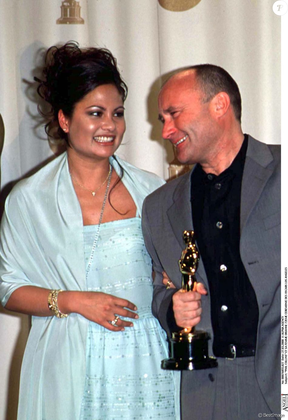 Phil et Orianne Collins aux Oscars à Los Angeles, en 2000 - Purepeople